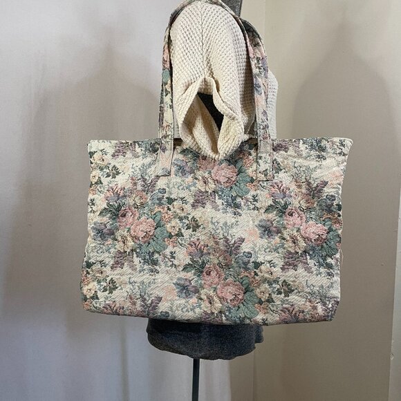 Victoria's Secret | Bags | Vintage Victorias Secret Pastel Tapestry ...